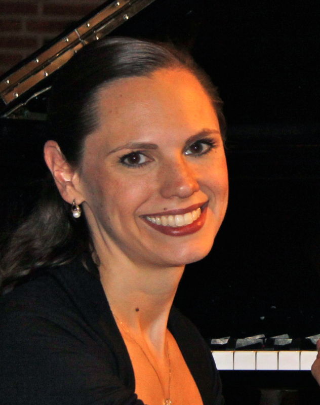 Cara Thompson's Instagram, Twitter & Facebook on IDCrawl